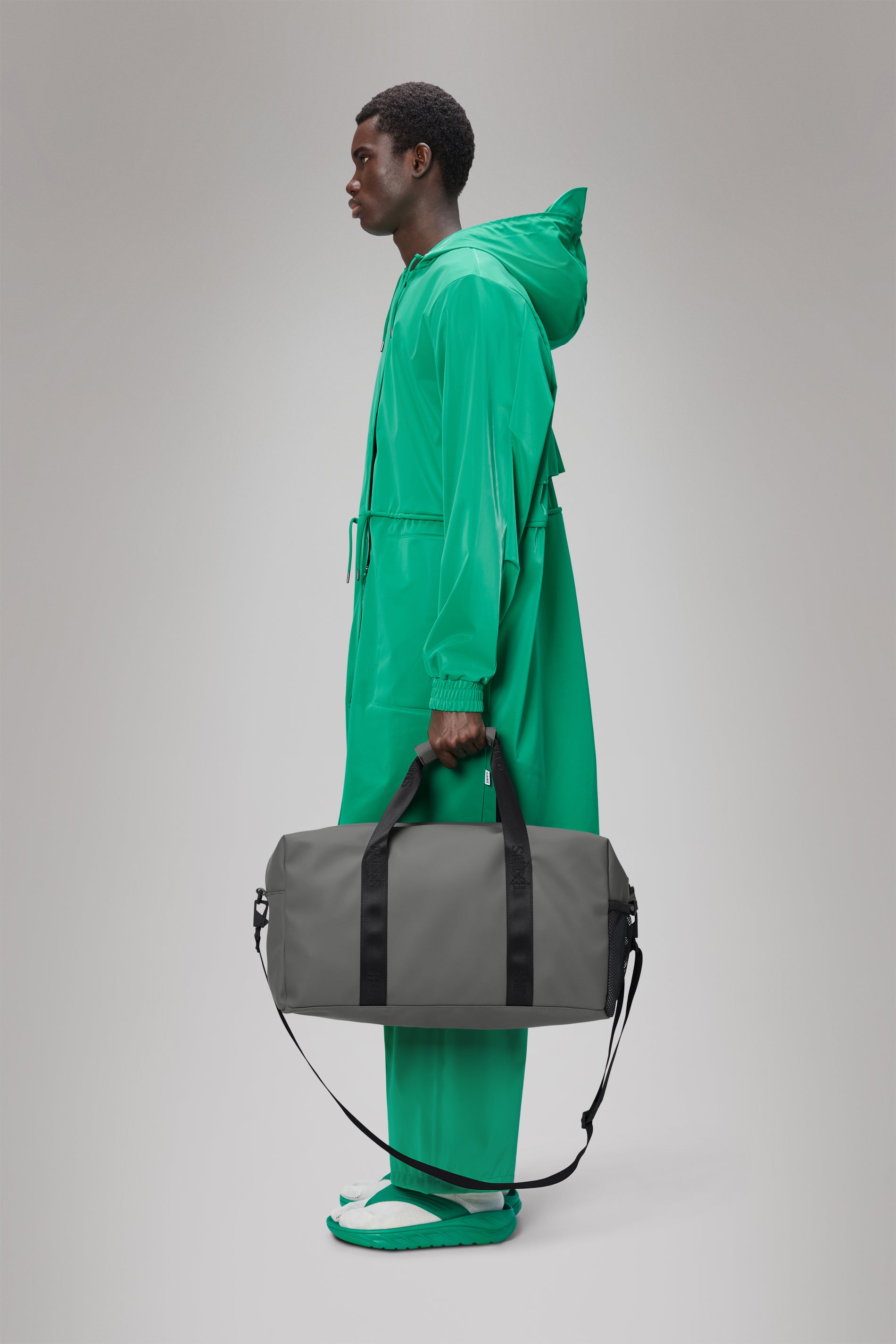 Rains® Hilo Weekend Bag Small in Dune for £69 | No Custom Duty