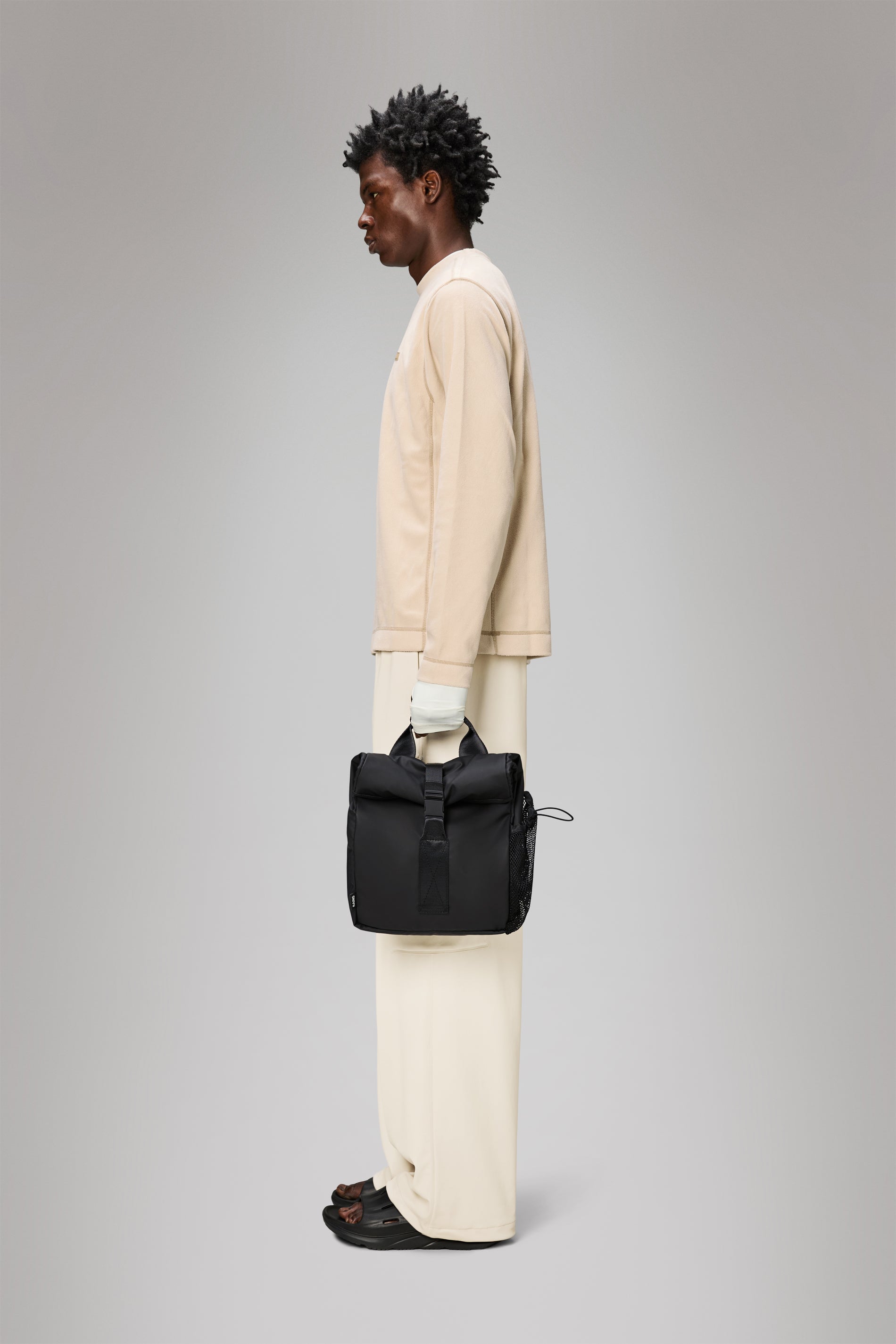 Rains® Lunch Bag Large in Black for £39 | No Custom Duty